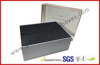 China Christmas gift boxes for cosmetic sets , UV printing on foil paper for sale
