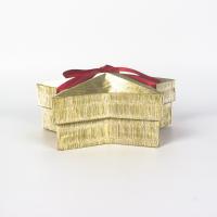 China Customized Gold Star Gift Box, Red Ribbon Wedding Candy Box, Exquisite Holiday Gift Packaging Box for sale