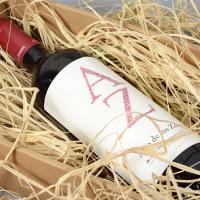 China Wood colored Lafite bouquet red wine fruit gift box filled with decorative grass for sale