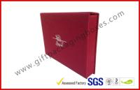 China Soft Luxury Gift Boxes For Cosmetic Packaging Gift Box with Foil and Silk for sale