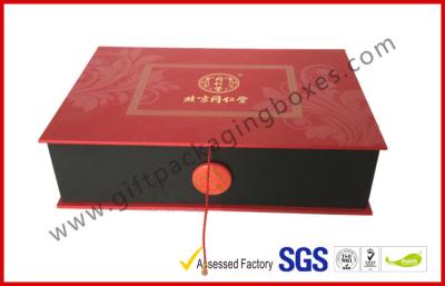 China Luxury Foil in gold rigid board gift packing boxes ,  soft velvet holder for sale