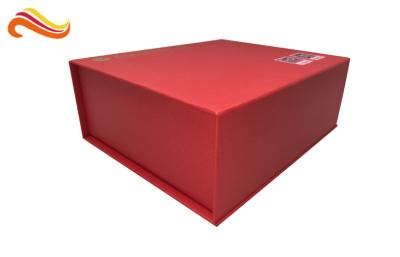 China Red special paper Magnetic Luxury Gift Boxes with silk paper tray for sale
