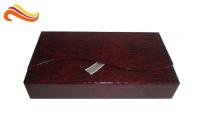 China Luxury Rigid Gift Boxes With Insert Magnet Gift Boxes for sale