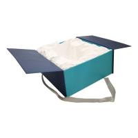 China Handmade Gift Packaging Boxes Magnet Cardboard Digital Offset Printing With Ribbon for sale