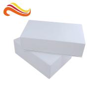 China Luxury Magnetic White Color Gift Packaging Boxes With Hot Stamping Pattern for sale