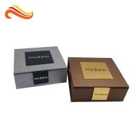 China Customized Size Gift Packaging Paper Boxes with Embossed Hot Stamping for sale