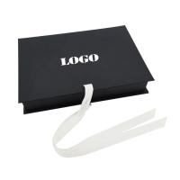 China Makeup Brush Paperboard Magnetic Packaging Box CMYK for sale