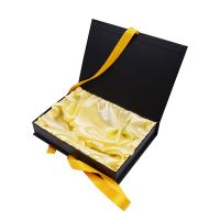 China Wig Packaging Spot UV Cosmetic Paper Boxes Varnishing With Silk for sale