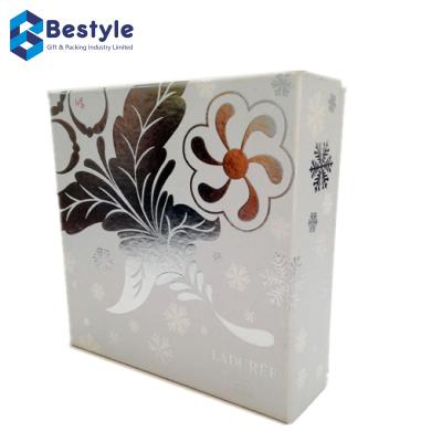 China Handmade Packaging Gift Box With Hot Stamping Printing for sale