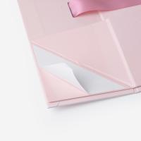 China Foldable Magnetic 1200g 2mm Cardboard Luxury Gift Boxes Wedding Favor for sale
