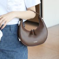 China 2024 New Cowhide Crescent Bag Underarm Bag Half-moon Bag Single Shoulder Handbag Genuine Leather for sale
