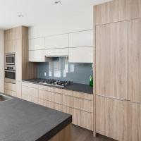 China Modern Lacquer MDF Modular Kitchen Cabinet For Home Furniture for sale