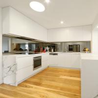 China Luxury Plywood Custom PVC White Modular Kitchen Cabinets for sale