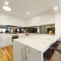 China Luxury Plywood Custom PVC White Modular Kitchen Cabinets for sale