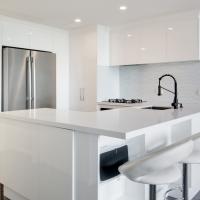 China Focus On Custom High Gloss Kitchen Cabinets White Lacquer Kitchens Cabinets Modern Kitchen Cabinet Set for sale