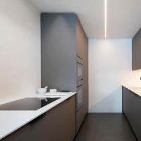 China Assemble Luxury Kitchen Modern Melamine Cabinets ODM OEM for sale