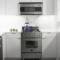 China Contemporary Matte White Lacquer Kitchen Cabinet With Island for sale