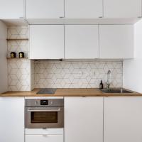 China I Shaped Small Wooden Kitchen Cabinets White Melamine Cupboard for sale