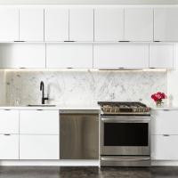 China I Shaped Small Wooden Kitchen Cabinets White Melamine Cupboard for sale