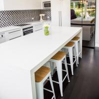 China Australian Acrylic Kitchen Cabinet Full Flat Pack High End Painting Glossy White for sale