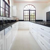 China White Solid Wood Kitchen Cabinet Customized European Style for sale