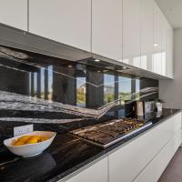China Home Kitchen Cabinets Modern Design High Gloss White Kitchen Cabinets For Sale for sale