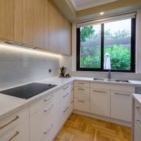 China Grain Kitchen Cabinets Island White Melamine  Modern Wood Kitchen Cabinets for sale