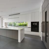 China OEM Matte White Melamine Kitchen Cabinet 18mm Moisture Proof Particle Board for sale