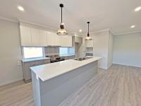 China Modern Small  Kitchen Cabinet Design Melamine Kitchen Cabinet With Island for sale