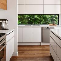 China White Melamine Wood Grain Kitchen Cabinet 18mm MDF Carcass OEM ODM Custom Sizes for sale