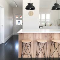 China Modern L Shape White Textured Melamine Cabinets Kitchen Wooden for sale