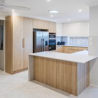 China Plain Wooden Textured Laminate Cabinets Custom White Melamine Modern for sale