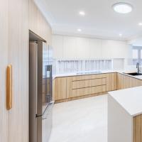 China Plain Wooden Textured Laminate Cabinets Custom White Melamine Modern for sale