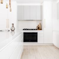 China Modern White U Shape Kitchen Cabinet Melamine Kitchen Cabinet With Island for sale