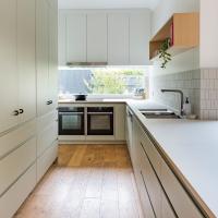 China Light Green Melamine Kitchen Cabinet Handless Kitchen Cabinet for sale