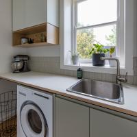 China Light Green Melamine Kitchen Cabinet Handless Kitchen Cabinet for sale