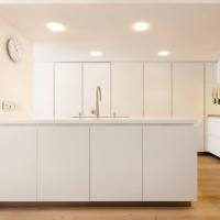 China Minimalist Matte White Handless Cabinets Kitchen Melamine Kitchen Cabinet for sale