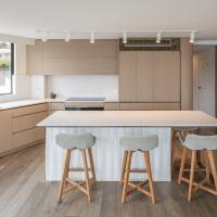 China Handless Light White Wood Veneer Kitchen Cabinet Storage Cabinets for sale