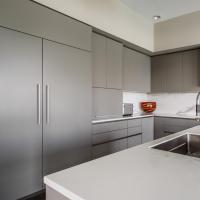 China Flat Panel Lacquer Kitchen Cabinets Plywood Modern Light Grey for sale