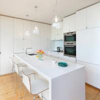 China Professional Manufacturer Whole Kitchen Cabinet Set L Shape Small Kitchen Cabinet for sale