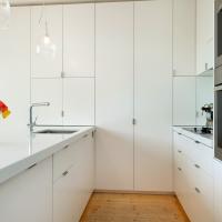 China Professional Manufacturer Whole Kitchen Cabinet Set L Shape Small Kitchen Cabinet for sale
