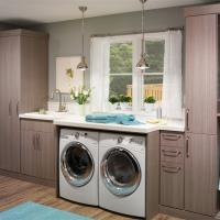 China Wood Painting Laminate Handle Laundry Room Cabinet Customized for sale