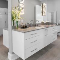China Lacquer Painting Ceramic Basin Bathroom Vanity With Mirror Wall Mounted White Plain High Gloss for sale