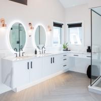 China Double Sink Waterproof Bathroom Vanity Units Modern Wood Matte White Plain Lacquer for sale