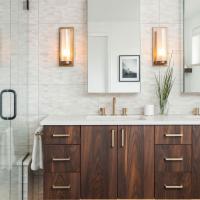 China Modern Luxury Bathroom Vanity Set with Sink 18mm Particle Board 15mm Quartz Countertop for sale