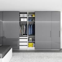 China Customizable Sliding Door Wardrobe 18mm Plywood DTC Soft Close Hardware Bedroom Closet for sale