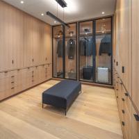 China Custom Beige Grey Melamine Walk In Closet with Glass Door 600mm Depth 2200mm Height for sale