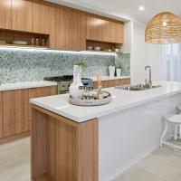China Multi Color Combination Melamine Kitchen Cabinet Unit Wooden Texture White for sale
