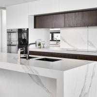 China White Lacquer And Timber Veneer Kitchen Units L Shape Kitchen Unit for sale