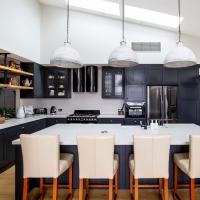 China Carb P1 Lacquer Kitchen Cabinet Organizer Industrial Style Black Shaker Kitchen Sets for sale